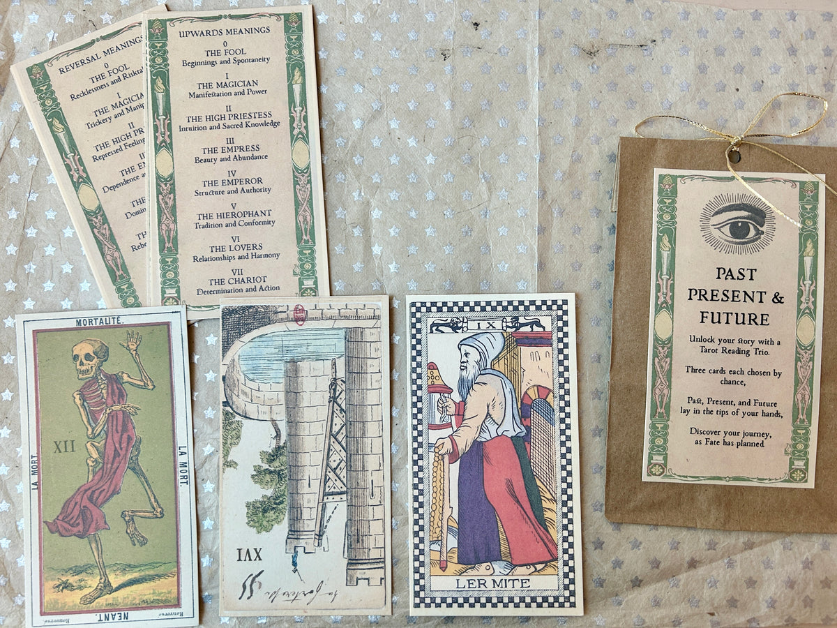 Past, Present, & Future Tarot Card Reading | PARCEL
