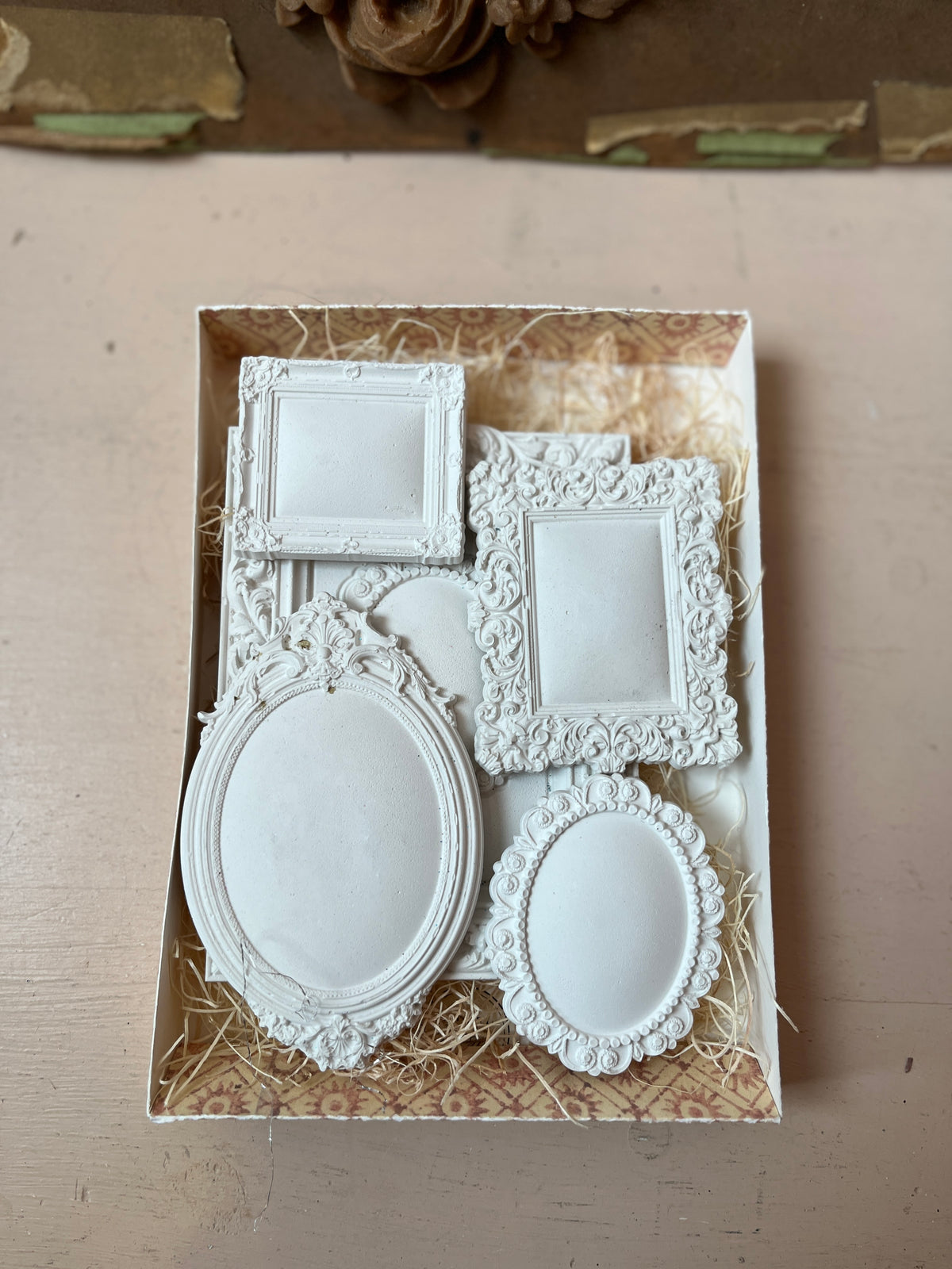 Plaster Ornamental Frames | PARCEL