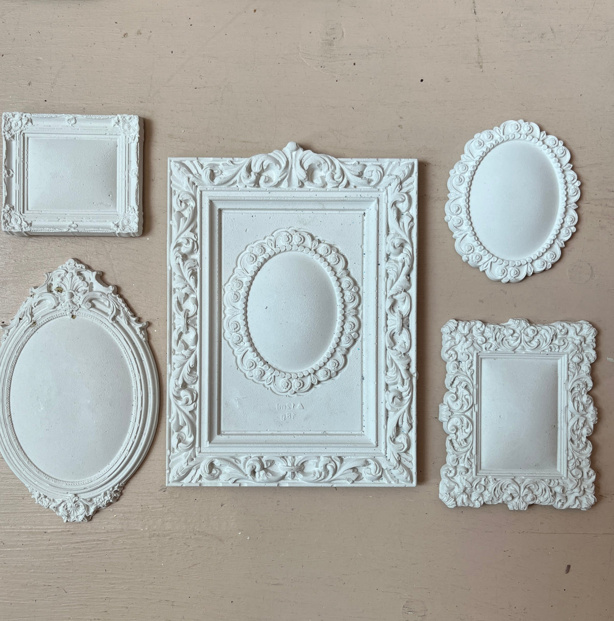 Plaster Ornamental Frames | PARCEL