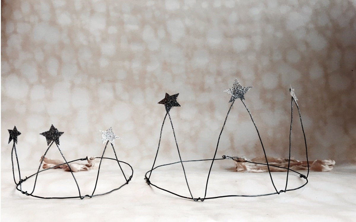Handmade Wire Crown Form with stars | PARCEL